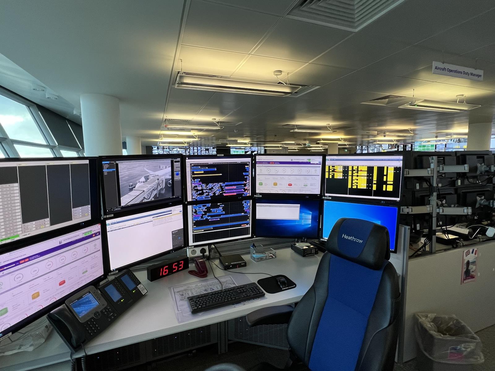 Flexible operator workspace helps to streamline Heathrow operation – Aviation Technology ...